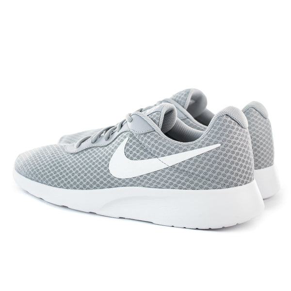 Nike Tanjun DJ6258-002 - grau-weiss – Brooklyn Footwear x Fashion